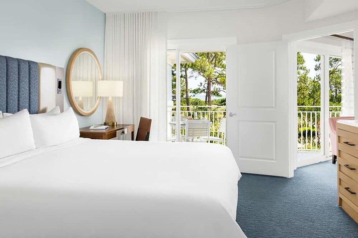 Beautiful Beachfront Surfwatch Resort+amenities Included. 3-bedroom Resort Villa - Hilton Head Island, SC