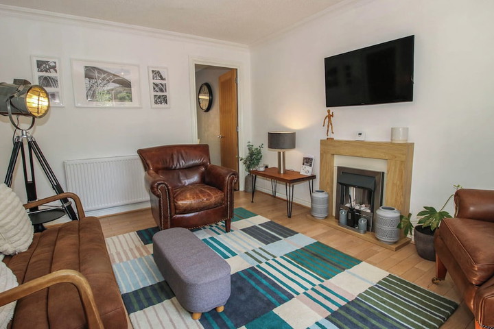 Lilac Cottage, Pet Friendly, With A Garden In Ironbridge - Ironbridge