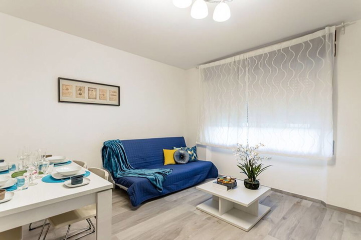 Bel Appartement Pour 4 Personnes Avec Wifi, Climatisation - Pavie