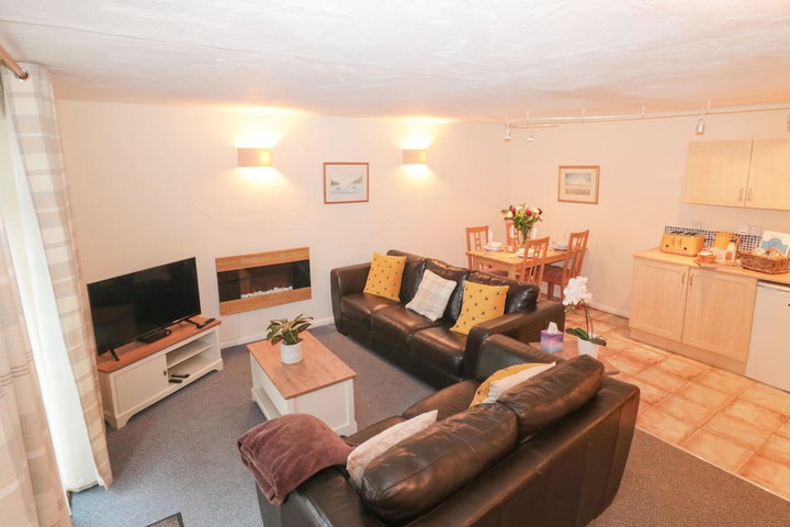 Bluebell Cottage, Pet Friendly, With Pool In Marldon - Broadsands Beach