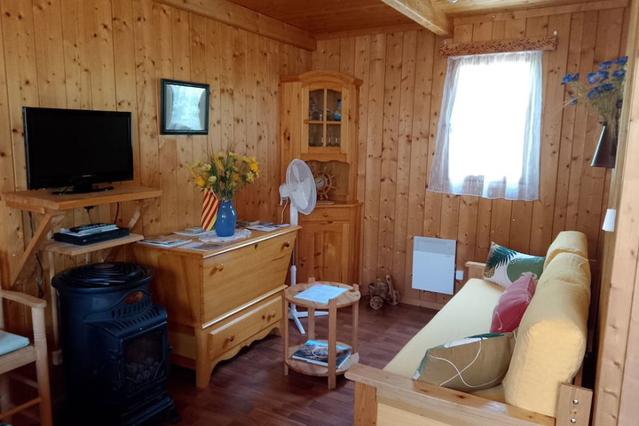 Chalet In The Eastern Pyrenees, Equipped, Warm And Surrounded By Nature - Pyrenees