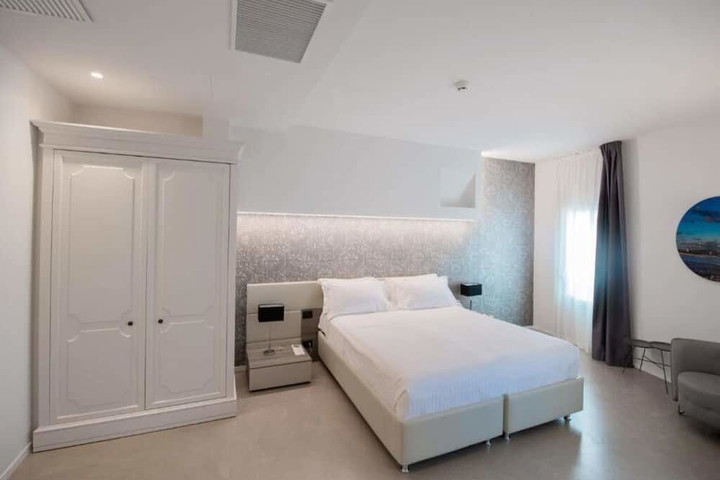 Elegant Bedroom W/ Panoramic Balcony By The Sicilian Coastline - Acireale