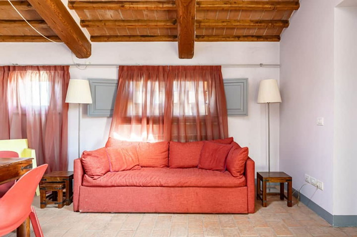 Guesthost - Bright Apartment Of 60 Sqm Located On The First Floor (Stairs To Access) Of The Renowned Residence La Mandolata, Ideal For 4 People.the Residence Is Located In Lido Camaiore And Offers A Shared Swimming Pool And Large Garden, Ideal For Rela - Forte dei Marmi