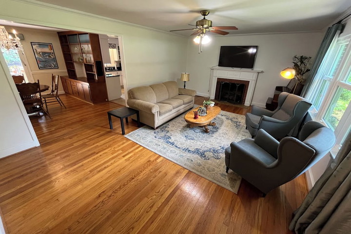 3 Miles From Stadium - Peaceful Wooded 3br/2bath Retreat - Clemson, SC