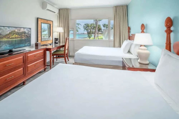 Stay Near Maui's Best | Ocean View Room W/ Outdoor Pool | Kanaha Beach - 2.9 Mi - Paia, HI