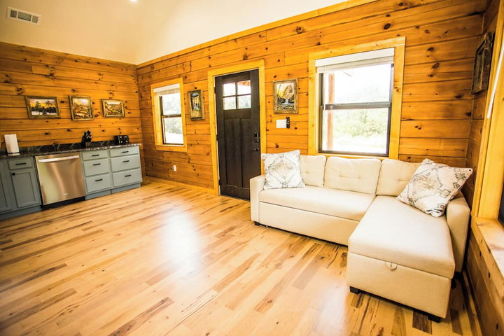 Couples Retreat- 2 King Beds, Outdoor Tv + Fire Pit, Near The Buffalo River! - Jasper, AR