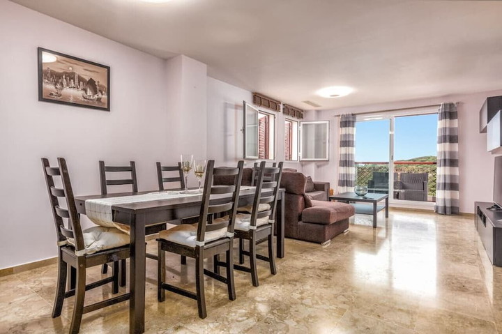 Relax In Our Luxury Home | Terrace, Pool & Parking - Sotogrande