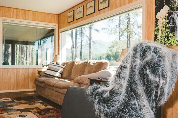 Cozy Cabin On The Wild & Scenic North Fork Of Flathead River Near Glacier Park - Montana