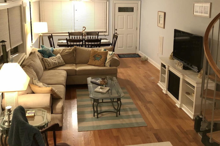 Blissful Bayside Retreat - Toms River, NJ
