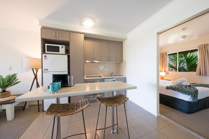 Waterlily - Two Bedroom Apartment - Airlie Beach