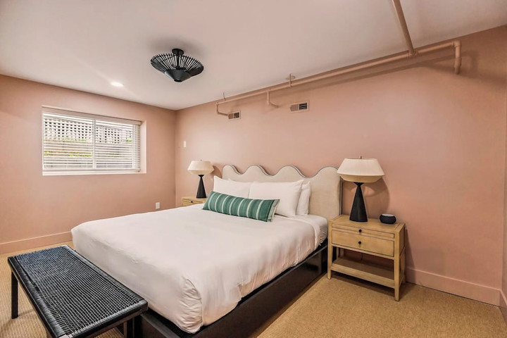 The Neighborhood Hotel - New Buffalo Garden Suite - New Buffalo, MI