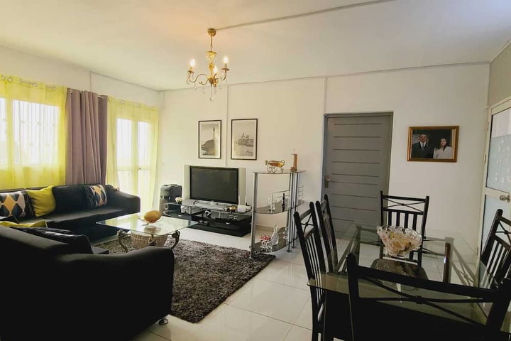 110m² Apartment - 3 Bedrooms, Starlink Wi-fi, Garage, Garden & Views In Itaosy - Antananarivo