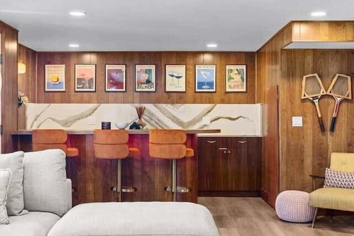 7th & Sea | Olympic Mid-century Scenic Getaway - Port Angeles, Washington