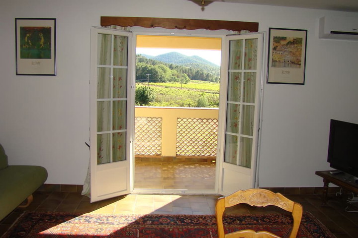 Mas Au Milieu Des Vignobles  A Collobrieres - Var