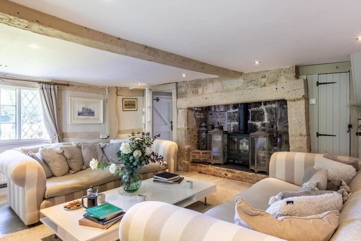 6 Bed In Lymington (Oc-56765) - Lymington