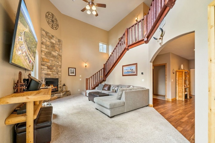 Pet-friendly Forest Retreat Cabin | Hot Tub, Fire-pit, & A/c - Utah