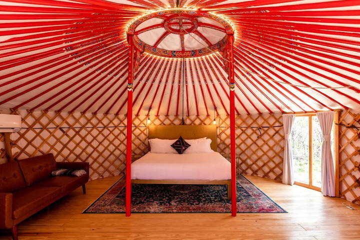 Beautiful Secluded Yurt With Hot Tub In Dripping Springs, Texas - Lake Travis, TX