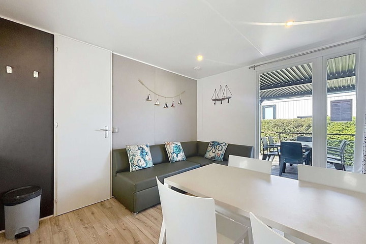 Mobil-home Grand Confort: 2 Ch, Piscine, Plage à 200m, Parking, Wifi - Carolles