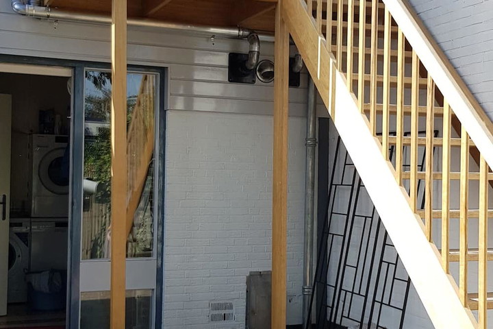 Jabaki Studio Red - Hoofddorp