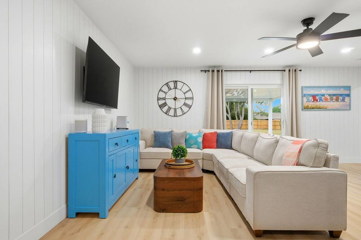 Near Navarre Beach- Sauna, Hot Tub, Arcade Game Room, Sunsets, Firepit, Friendly - Navarre, FL
