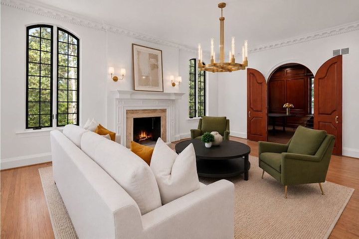 Luxury Private 6-bedroom Estate In Charming Potomac With Pool Near Potomac - Montgomery County, MD