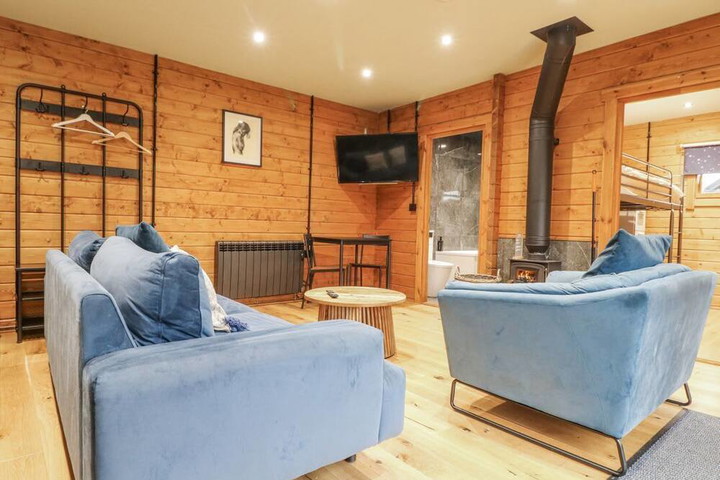 Lodge 2, Edith Weston, Rutland - Rutland