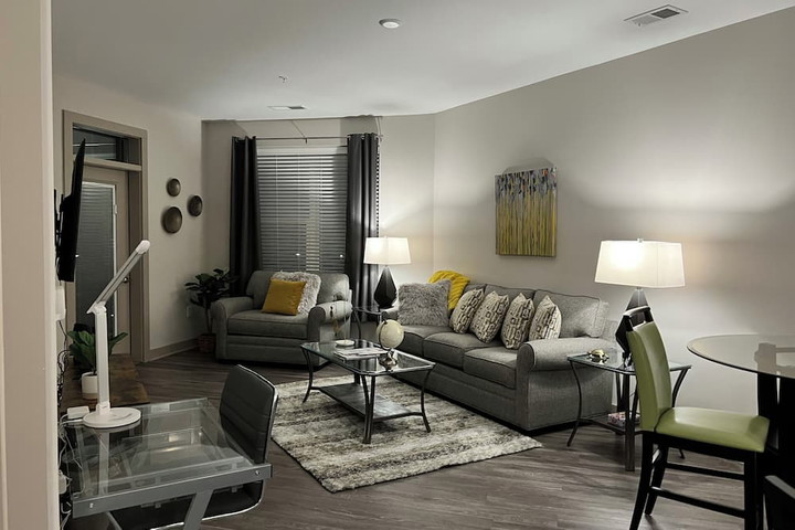 5840 #312 Cozy But Accessible Hideaway. Lots Of Amenities - Chapel Hill, NC