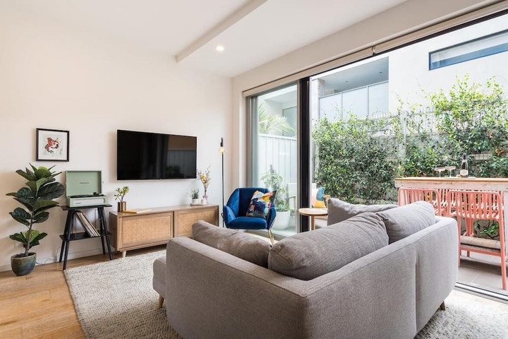 Staycentral - Brunswick Boutique - Brunswick Rd, Brunswick - 2 Bedrooms, 2 Beds, 1 Bathroom And Free Street Parking - Kensington