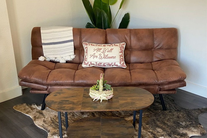"The Office" - Located In The Beautiful Wine & Horse Country Of Santa Barbara - Los Olivos, CA