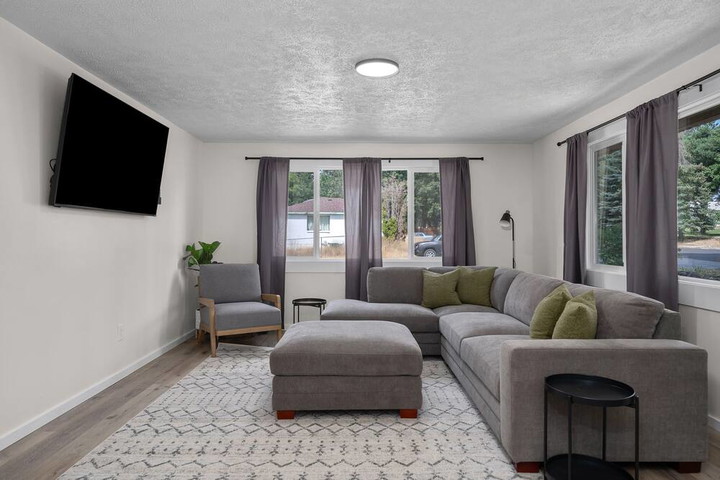 Quaint Spokane Valley Home! - Spokane Valley, WA