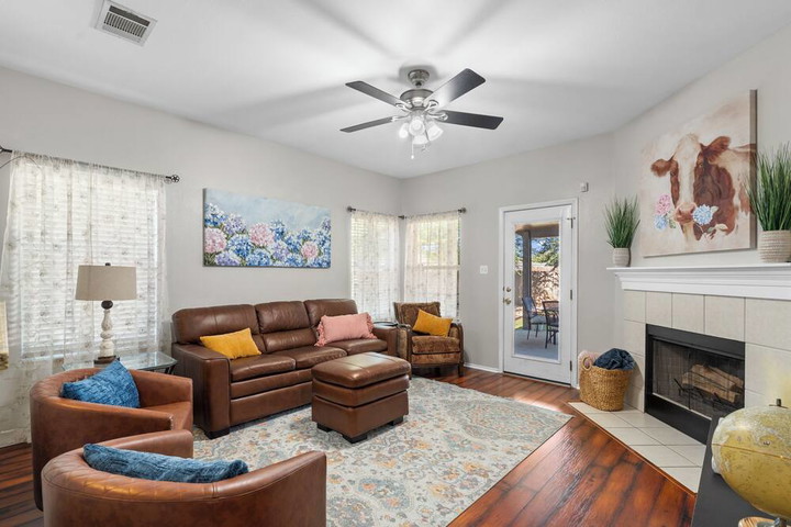 Leander Home W/ Shaded Backyard, Games And Grill - Leander, TX