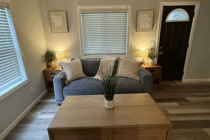 Barnacle Bay - Perfect Location Near The Beach - Hampton