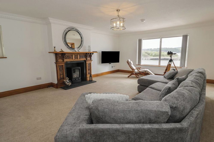 The Boat Yard Apartment, Family Friendly In Porthmadog - Porthmadog