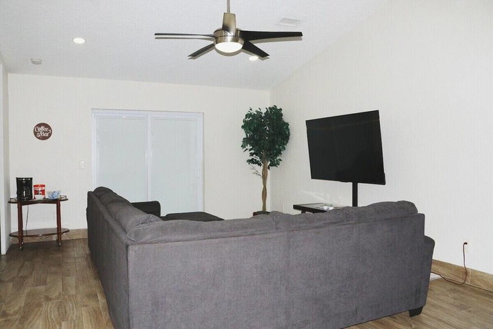 Orlando 3 Bedroom Close To Disney - Apopka, FL