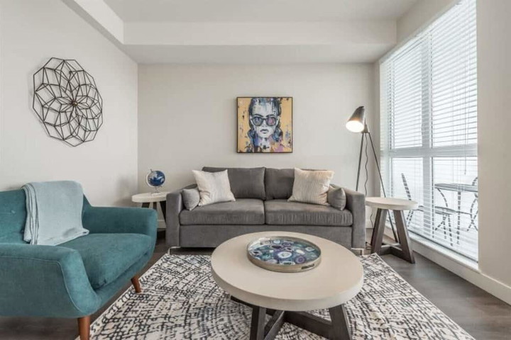 Suite Moderne En Vieille Ville Avec Balcon Privé - Victoria
