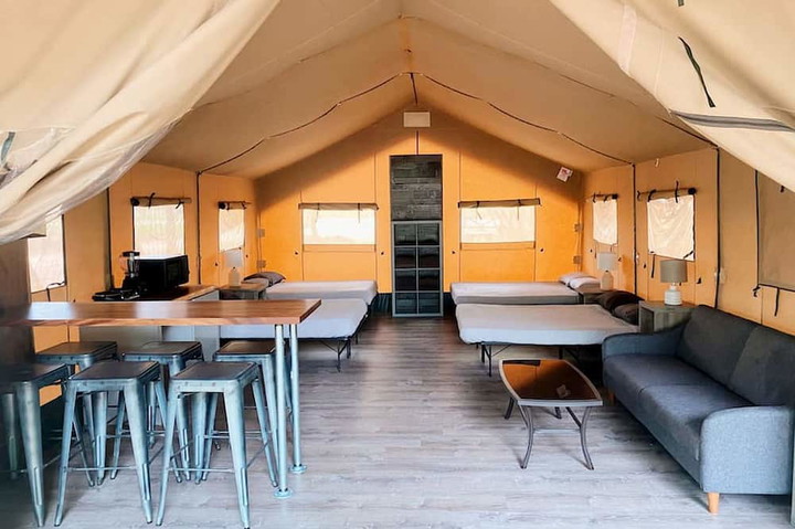 Rustic Glamping Rental In Cibolo For Unforgettable Family Vacations In Texas - Texas