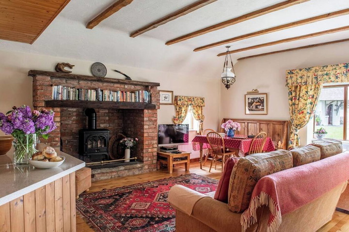 Rose Cottage ~ 5 Star Luxury Thatched Cottage On Miles Of Sandy Beach - Drogheda