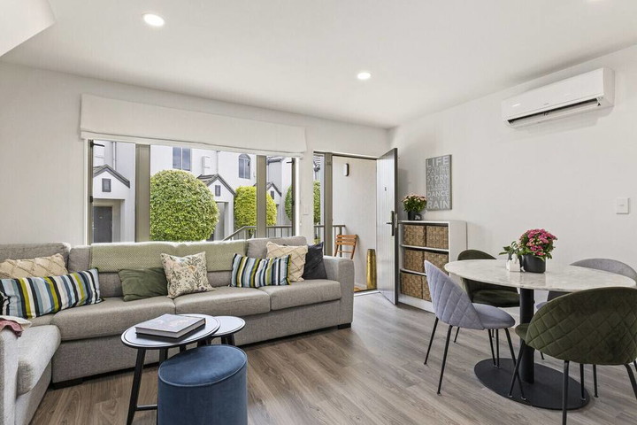 Tui Apartment Near The Lake - Modern, Central To Everything And 1 Minute Walk From Lake - Taupo