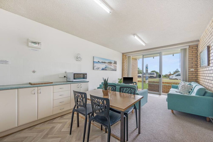 Cozy Coastal Stay Opposite Flynns Beach - Port Macquarie