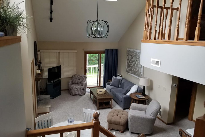 2 Bedroom, 2 Bath Home In The Galena Territory.  Close To Eagle Ridge Resort - Galena, IL