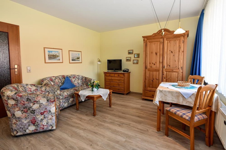 Allergikerfreundliche 1-zimmer-ferienwohnung Im 2. Og Haus Lee - Cuxhaven