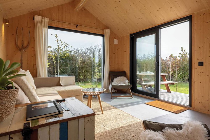 Tiny House Voor Twee In Westkapelle | Zeeuwse Liefde - Tiny House 3 - Oostkapelle