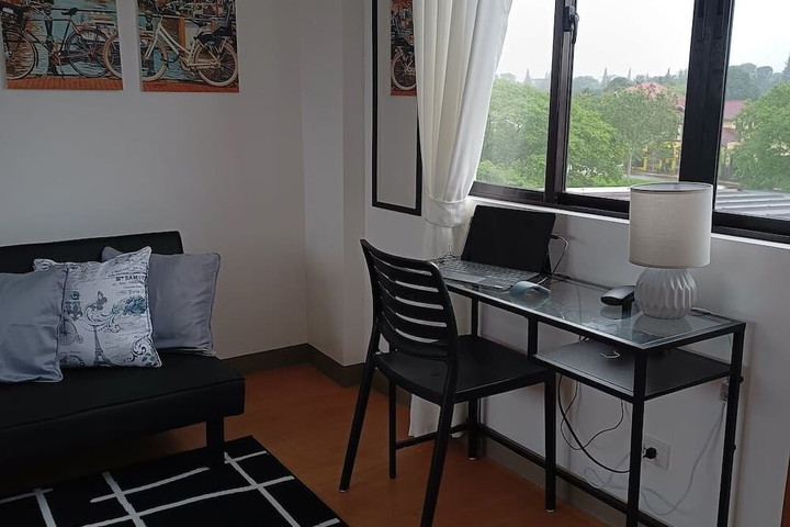 Casa Devino - Spacious 76 Sqm 2br Loft Retreat In Tagaytay-located On 3rd Floor - Amadeo