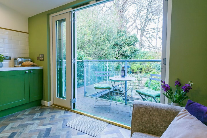 Hafan - Sleeps 4 Guests In 2 Bedrooms - Beaumaris