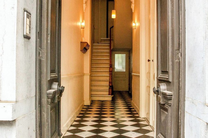 Appartement Spacieux Et Complètement Rénové - Brüsszel