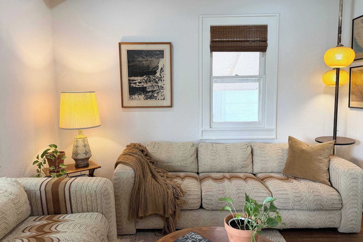 The Reverie: Romantic + Eclectic W/pool & Hot Tub - Houston, TX