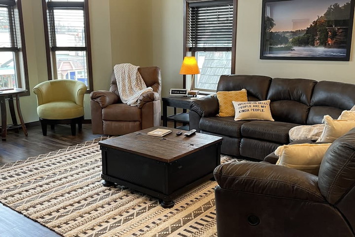 Fantastic Location! Downtown Wisconsin Dells - Wisconsin Dells, WI