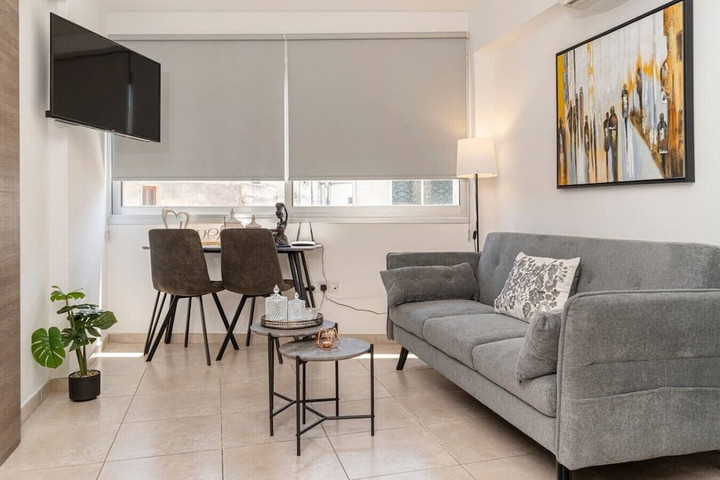Central 1 Bedroom Flat, Near Sea - Limassol