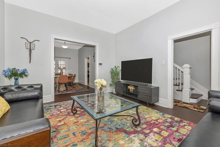 1879 Updated Home On Frederick Street - Hagerstown, MD
