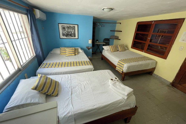 Full House For 14 Guests. A/c, Tv, Wi-fi, Kitchen, Dining And Living Room. Near Beaches And Downtown - Isla Mujeres